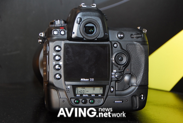 Nikon to launch its 12.1M full-frame digital SLR 'D3' in Japan