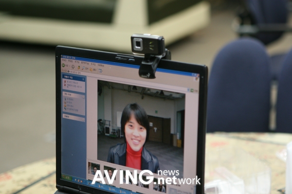 Genius introduced its new 1.3M clip-type USB web cam 'Slim 1322AF'