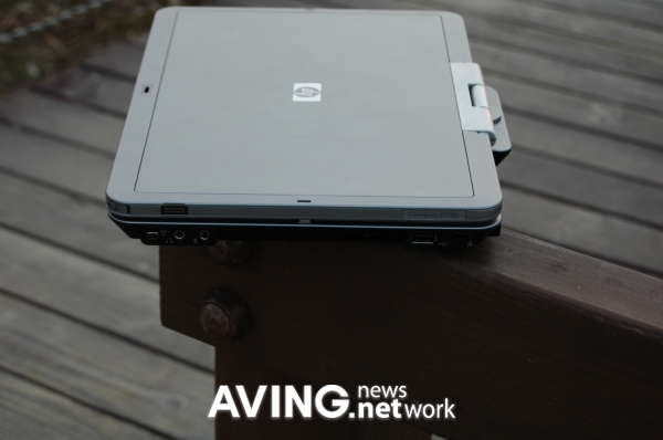 A 12-inch slim convertible tablet pc 'HP Compaq 2710p'