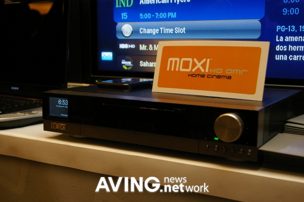 Digeo captures the attention of CES 2008 with its 'Moxi HD DMR'