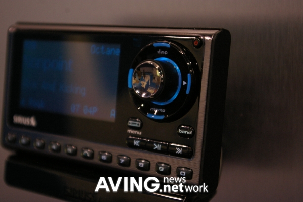 SIRIUS to present its car-use satellite radio 'SP5TK1'
