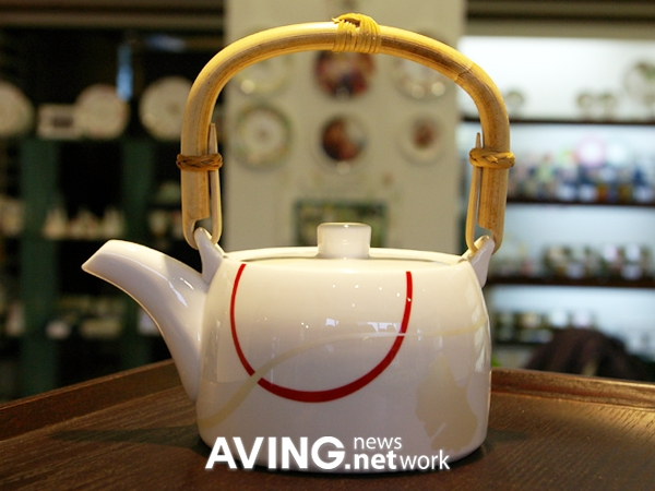 [At a Glance] HANKOOK CHINAWARE TEA set 'GINGKO'