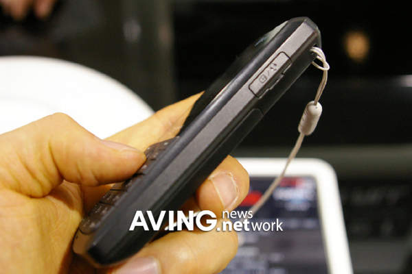 [3GSM Review-LG] slim 3G handset 'KU250'