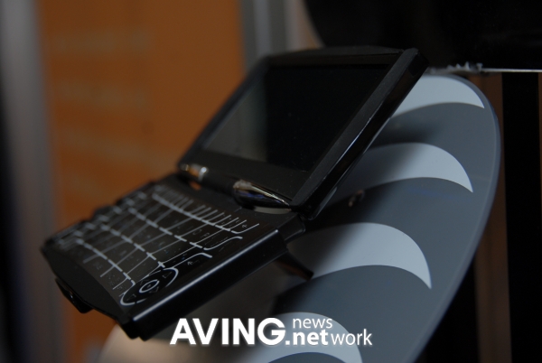 DataWind to start its first stage of Europe with its UMPC 'PocketSurfer2'