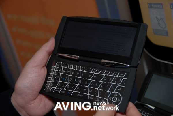 DataWind to start its first stage of Europe with its UMPC 'PocketSurfer2'