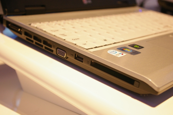 [At a Glance] LG Notebook 'XNOTE R500'