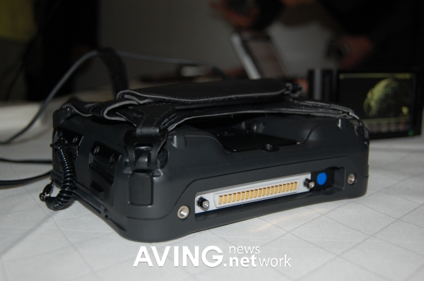 Panasonic's Atom-based UMPC 'Toughbook'