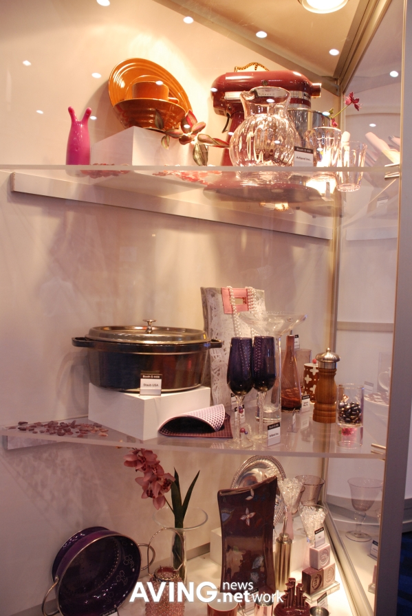 Pantone ColorWatch to focus on eight color palettes during IHS 2008