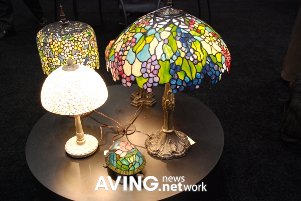 [Visual Tour] Splendor Lighting to display its Tiffany-style lamps