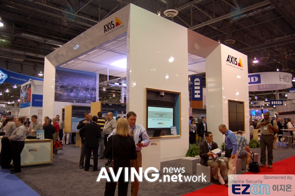 Axis to display its new network camera 'AXIS P3301' with H.264 performance