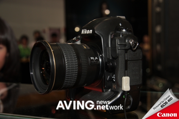 Nikon presented its full-frame DSLR 'D3' at P&I 2008