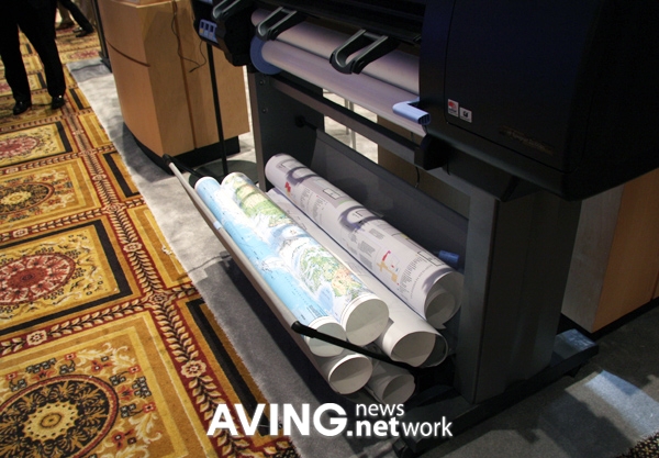 HP to display its 8-ink printing system 'Designjet Z6100'