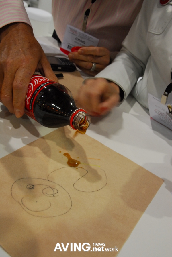 Crypton to demonstrate its fabric care cleaning solution