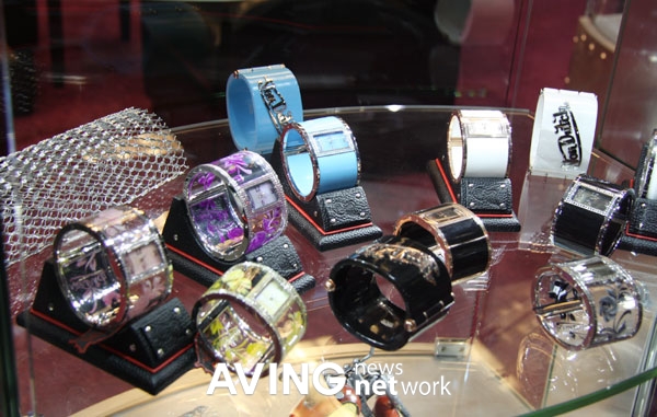 Von Dutch watches to showcase its new timepiece collection