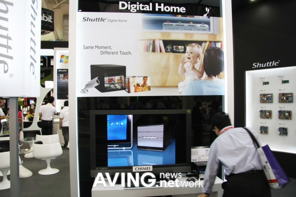Shuttle to present its all-in-one digital media center 'D10'