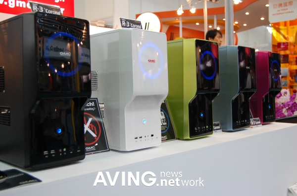 GMC to present its pc case 'R-3 Corona' with vertically equipped ODD