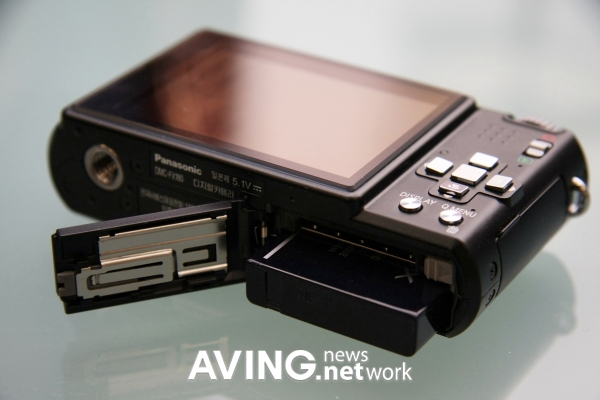 Panasonic's new digital camera 'Lumix FX180' - Detailed Image