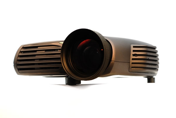 Projectiondesign to debut the avielo range of HD video projectors