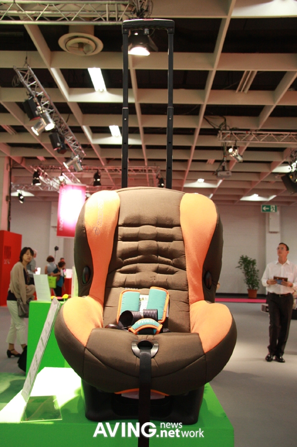 Go-Go Babyz to present its safe attachement for car seats 'Kidz Travelmate'