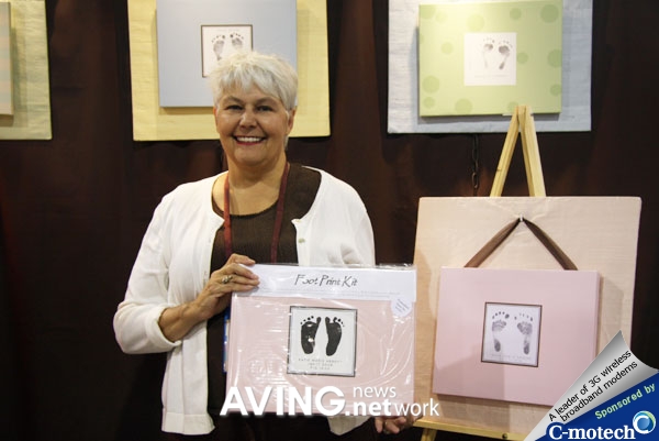 Stamp My Feet to showcase its product to display children's hand and prints