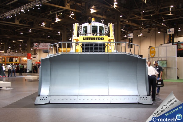 Liebherr to display its hydrostatic crawler tractor 'PR764'