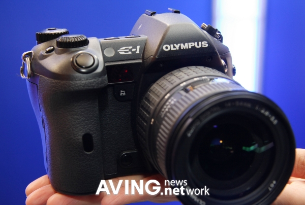 [Photo News] Historical footprints of Olympus camera