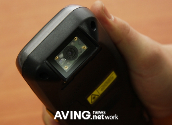 Pointmobile's new industrial PDA 'PM250' with a 2.8-inch LCD