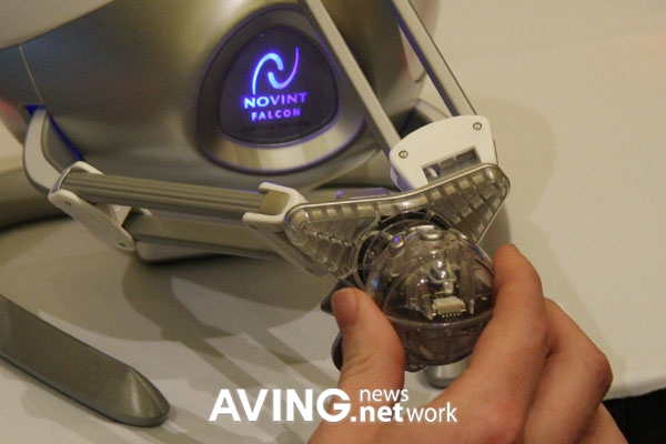 Novint to demo its new type of game controller 'Novint Falcon'