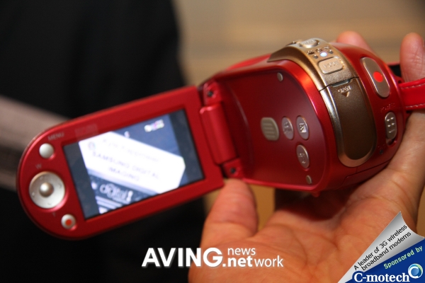 Samsung to unveil its YouTube compatible camcorder 'SMX-F34'