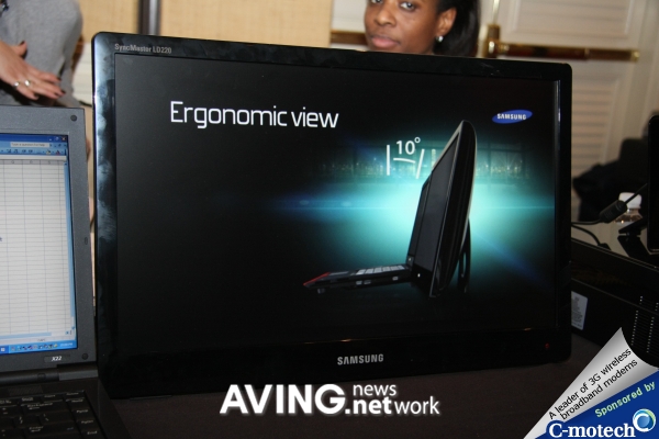 Samsung's new monitors offering seamless multi-display solution
