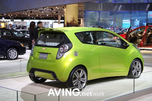 GM to showcase its four-door mini car 'Chevrolet Spark'