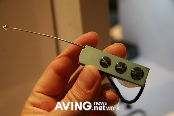 Joby to present its new Bluetooth headset 'Zivio Boom'