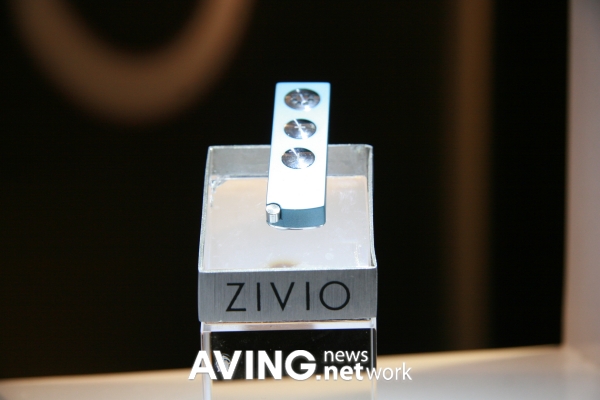 Joby to present its new Bluetooth headset 'Zivio Boom'