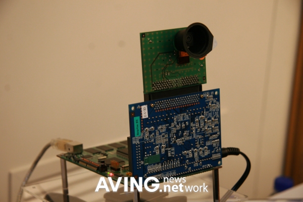 NEC to introduce new SoC product for 12M camera-equipped mobile phones