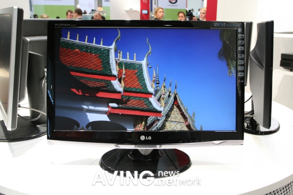 LG to present its 23-inch full HD monitor TV 'W2353V'