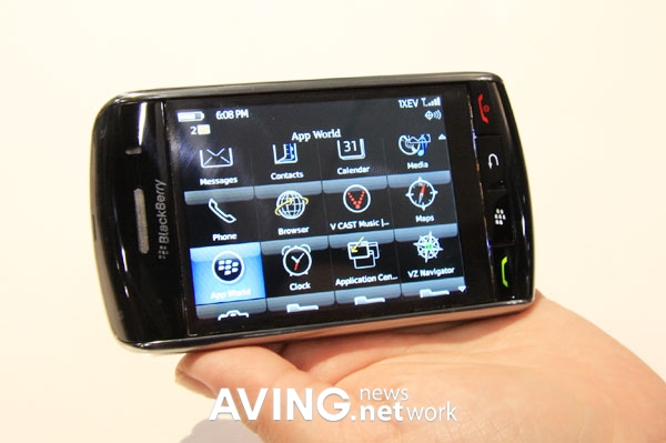 BlackBerry to showcase its touchscreen smartphone 'Blackberry Storm'