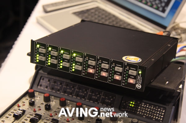 Dan Dugan Sound Design to present its new automatic mixing controller 'E-1'