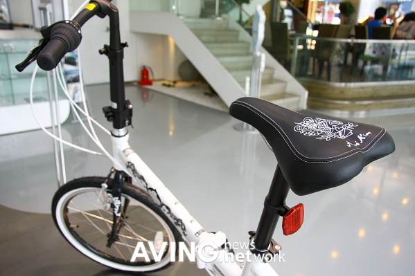 SAMCHULY to launch its folding commuter bicycle designed by Andre Kim