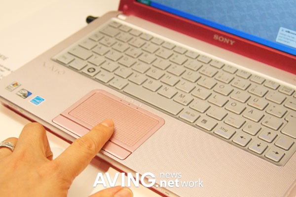 Sony to showcase its mini notebook VAIO W series