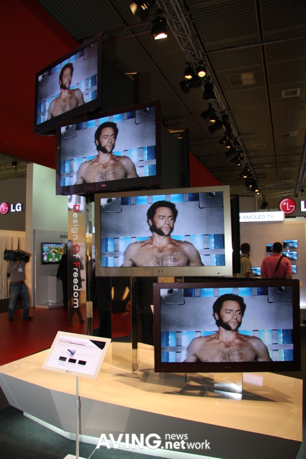 [IFA 2009 - No Text News] LG to showcase its TV bezel design