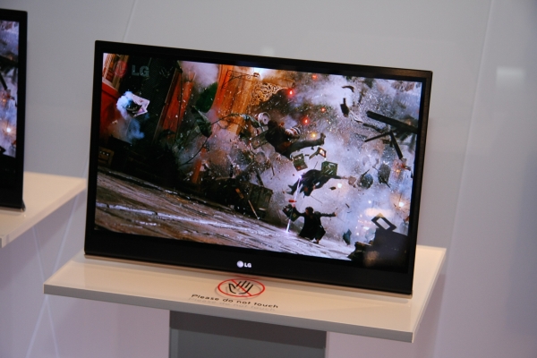 LG to present its 15-inch Object AMOLED TV