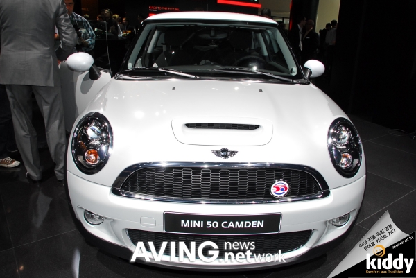 MINI to showcase its 50-year birthday edition 'MINI 50 Camden'