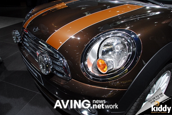 [IAA 2009 - Photo News] BMW to present its 'Mini 50 Mayfair'