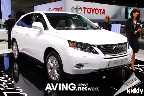 [IAA 2009 - Photo News] 2010 Lexus RX450h full hybrid SUV