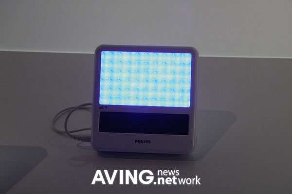 Philips to unveil its natural light therapy 'goLITE BLU'