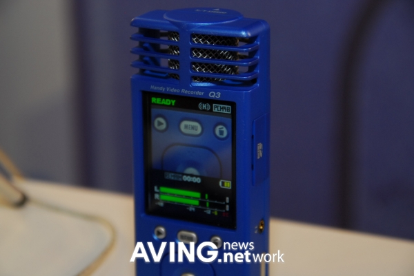 [IFA 2009 - No Text News] Samson to unveil its handy video recoder 'Q3'