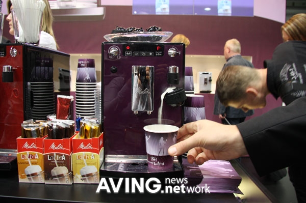 Melita to unveil its automatic coffee machine 'Caffeo Lattea'