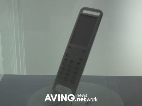 Fujitsu to display its concept phone 'Soap'