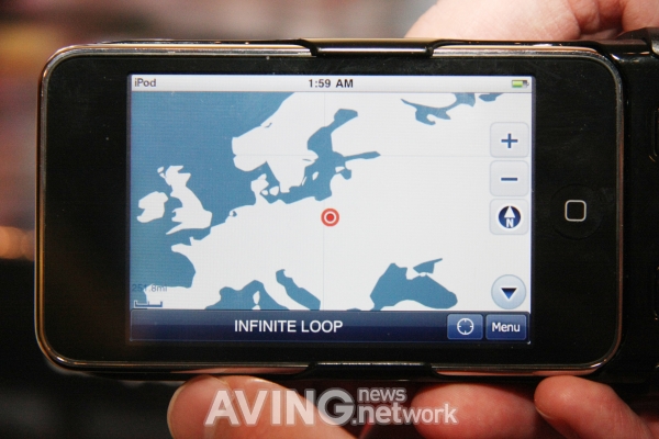 [CES Unveiled] A GPS navigation & battery cradle for iPod Touch