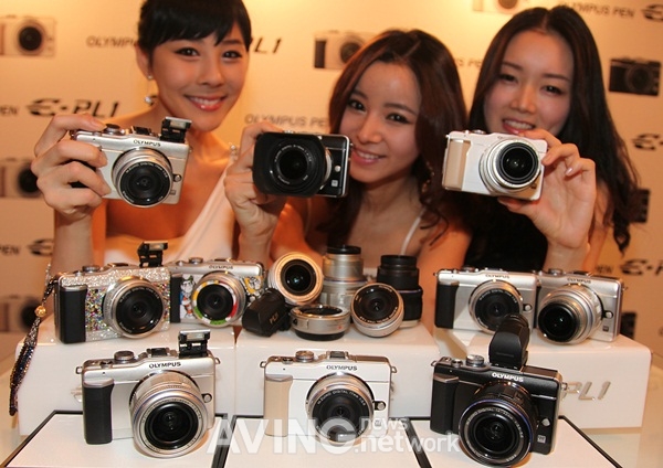 Olympus to announce its hybrid camera 'PEN E-PL1' in Korea